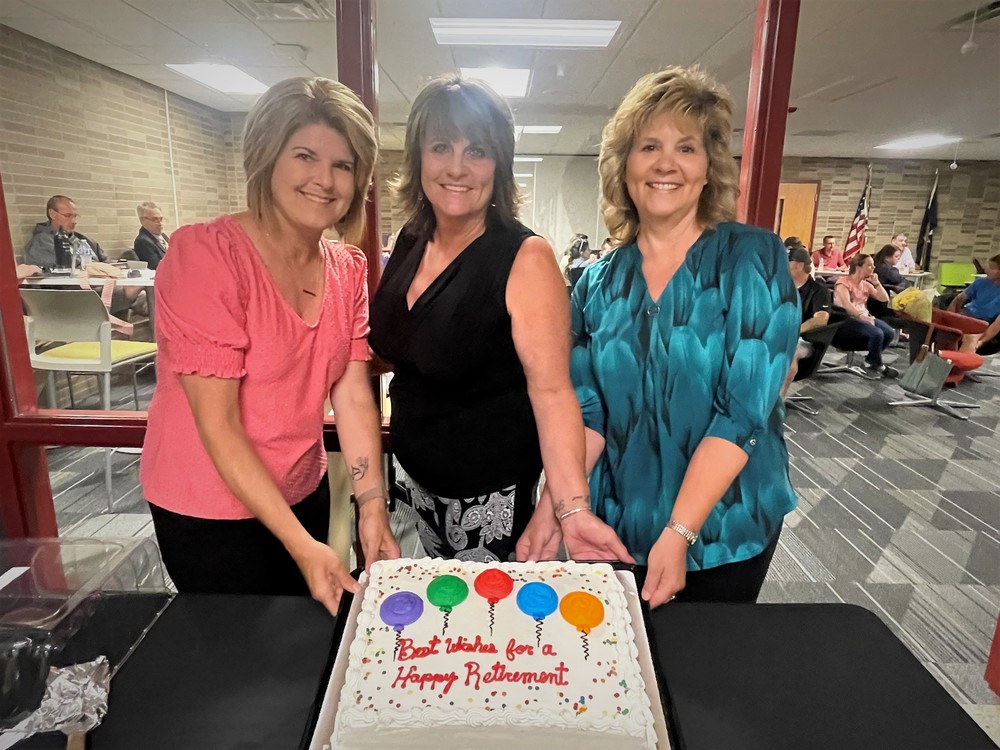 WPS Retirees Honored | Watervliet Public Schools